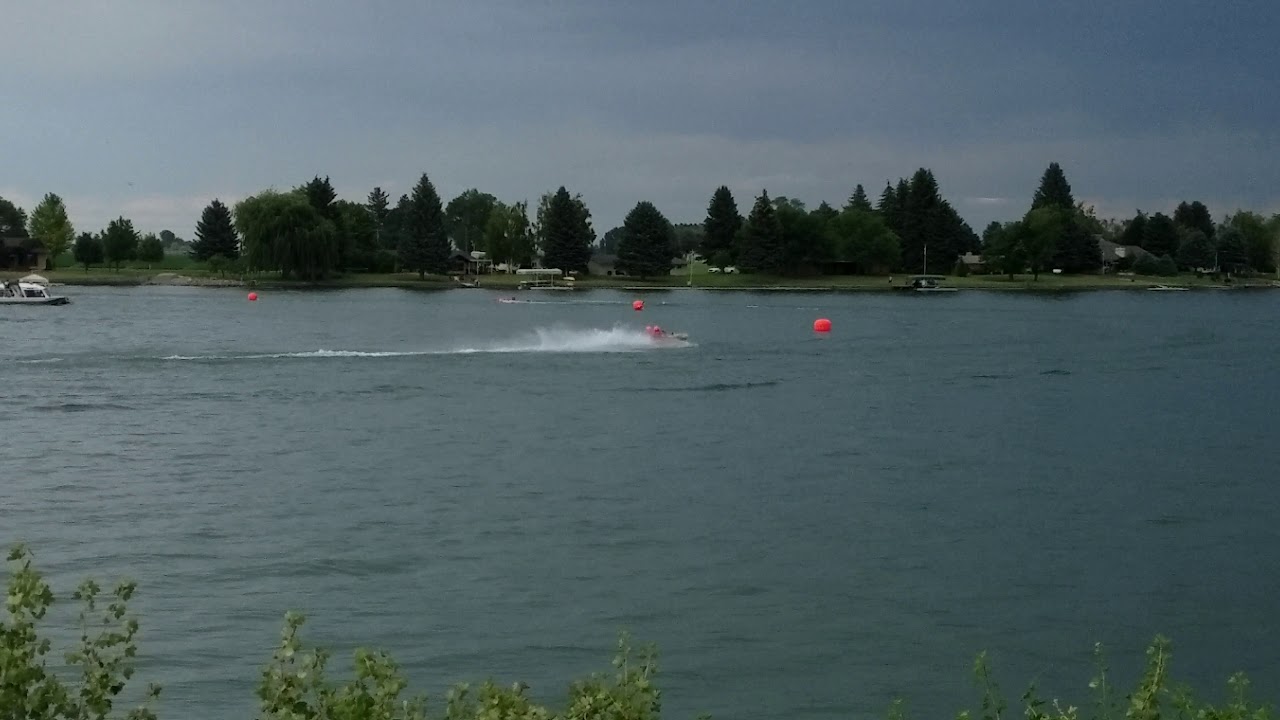 Race Day 1 - Idaho Regatta - Cracker Box Crash - YouTube