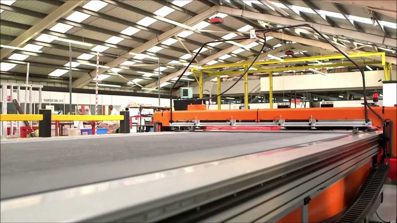 Technique of Carbon Fibre Cutting - Beagle Technology Group - YouTube