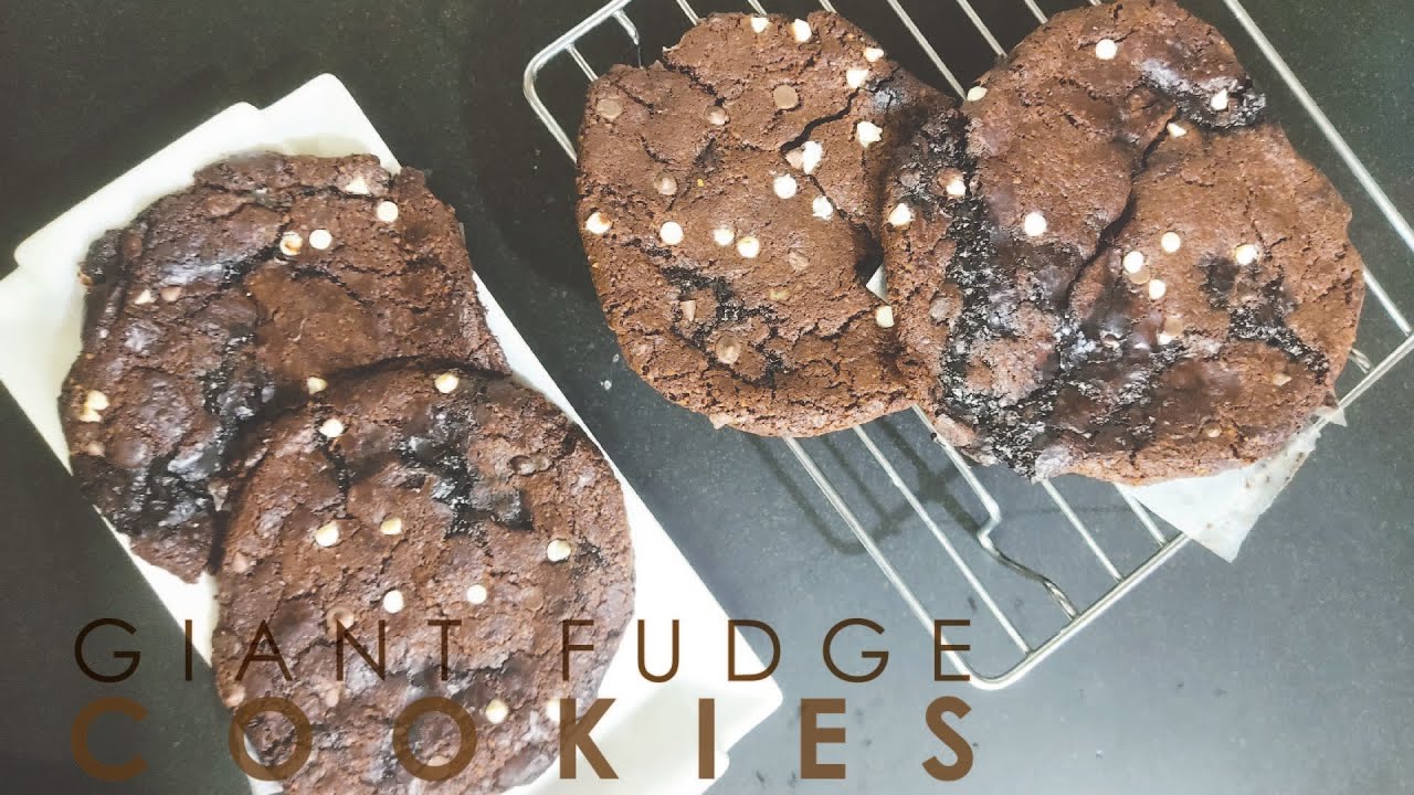 Giant Fudge Cookies | Chocolate Fudge Cookies - YouTube