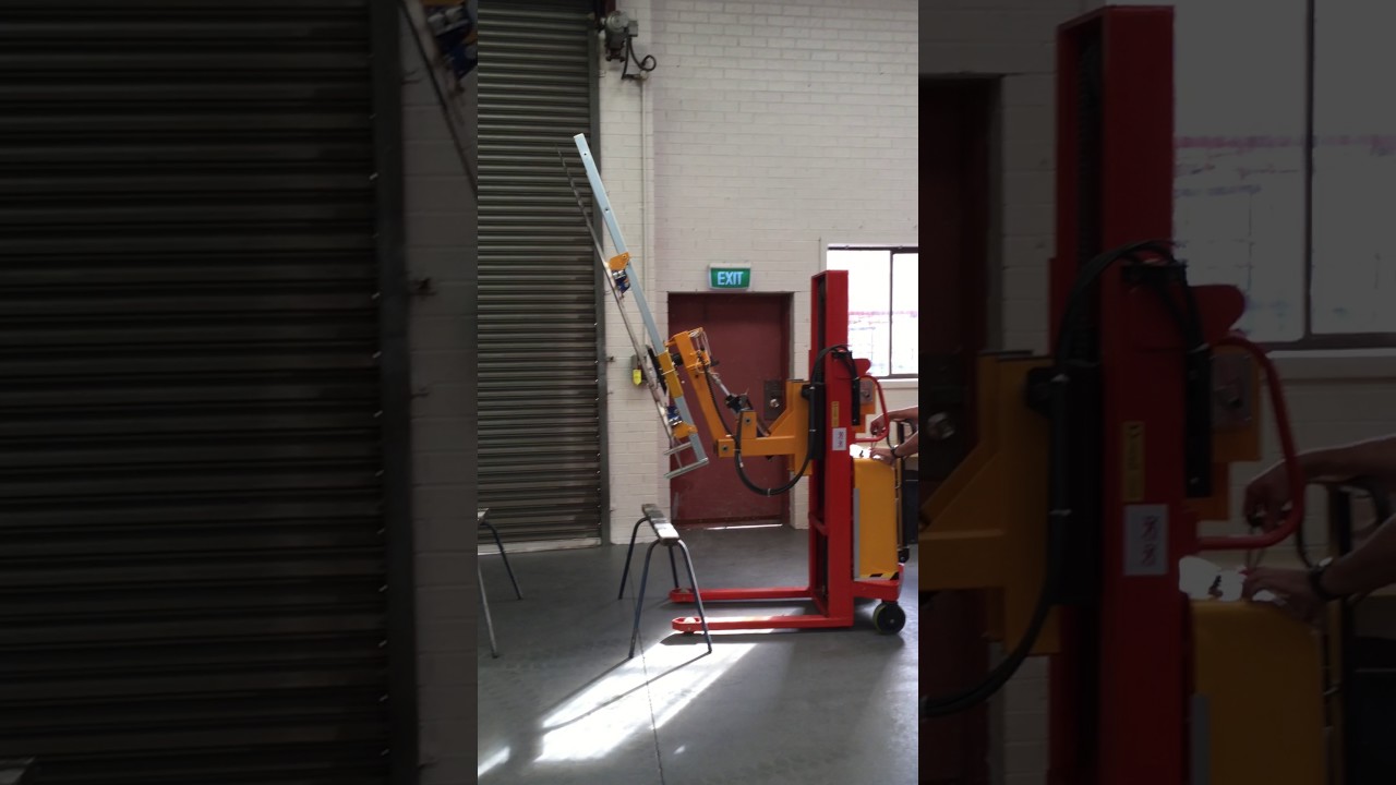 Quattrolifts Horizon Manual Drive Window lifter Lifting - YouTube