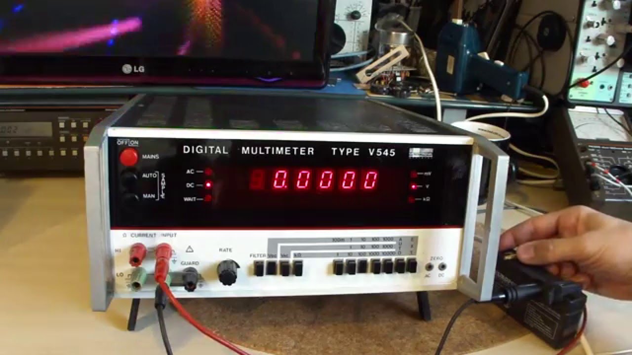 Meratronik DIGITAL MULTIMETER V545 - pomiar napięcia (V DC, V AC) - YouTube