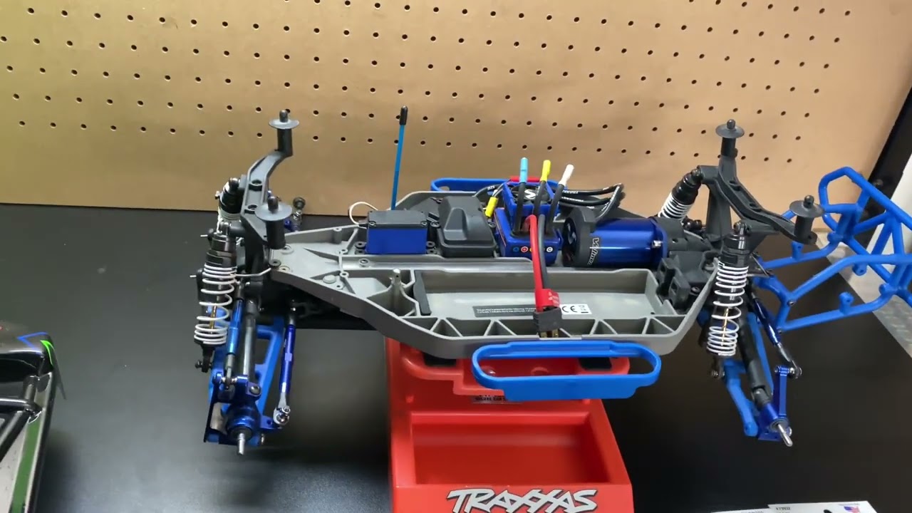 Traxxas Slash 4x4 Ultimate Upgrade Video #4 - YouTube