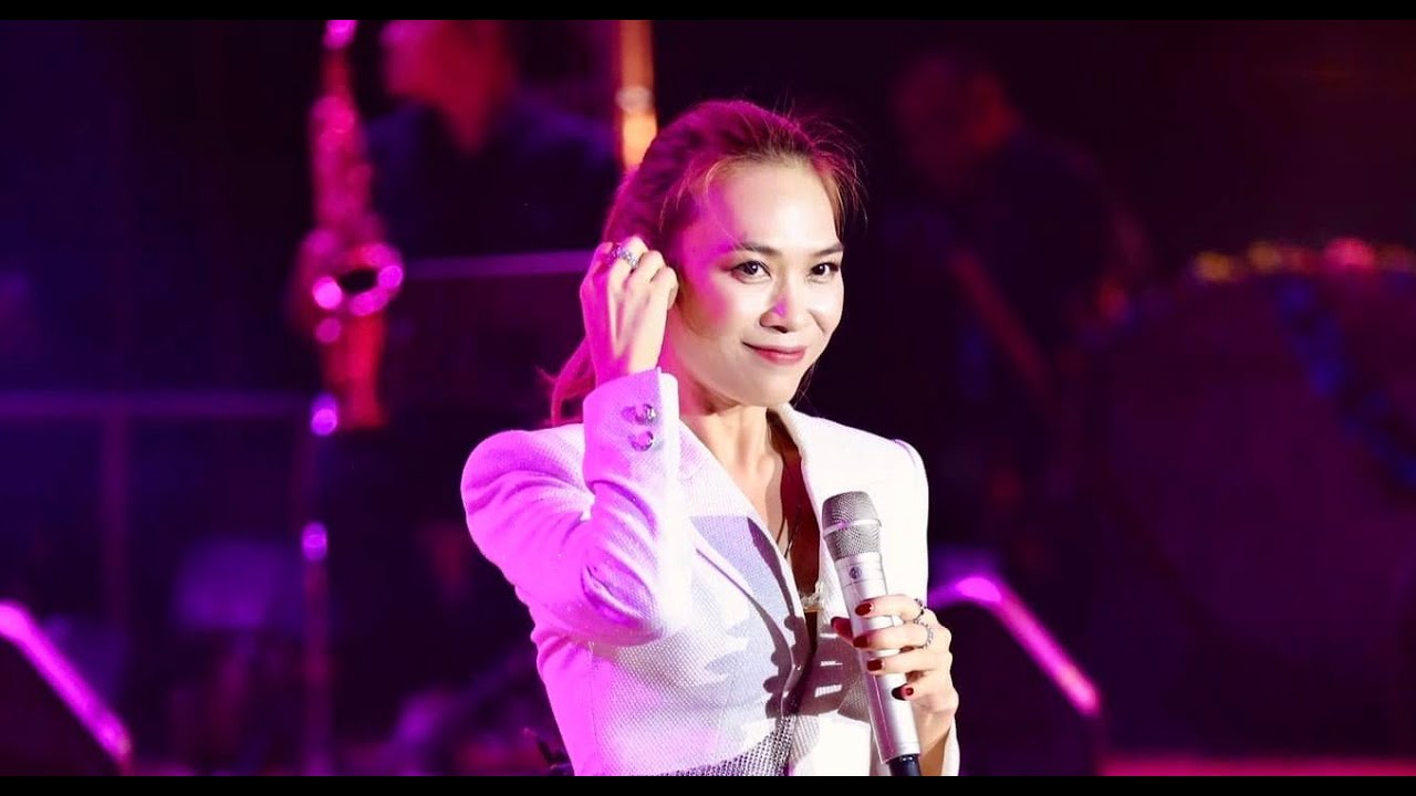 ĐỪNG HỎI EM - MỸ TÂM lần đầu trình diễn ca khúc trong album Tâm 9 tại ...