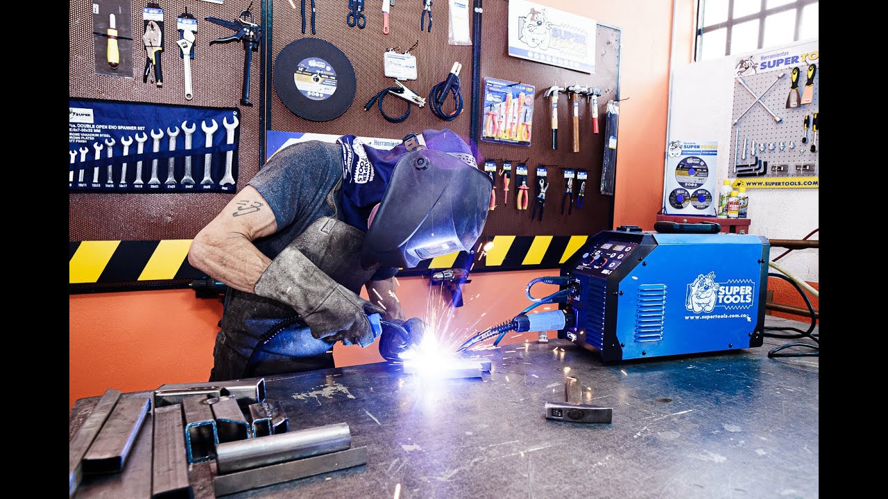 Como usar el EQUIPO SOLDADURA MIGMMA 200I SUPER TOOLS - YouTube