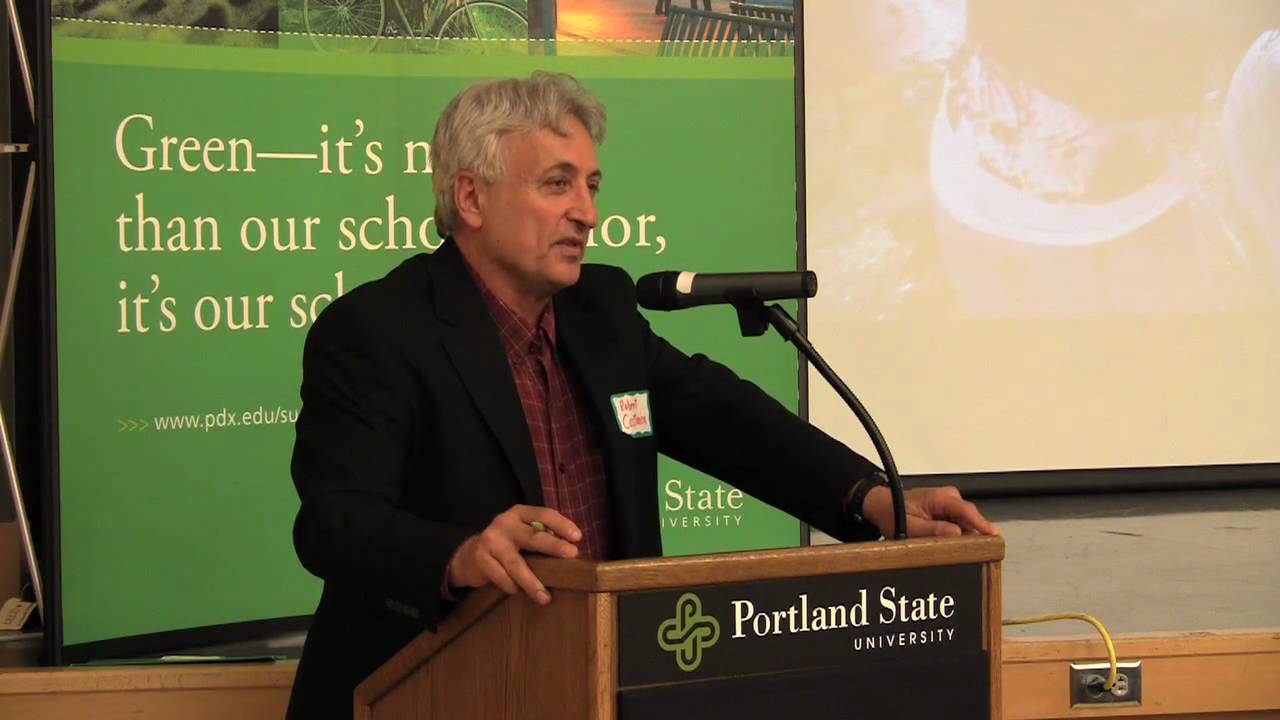 Robert Costanza speaks at the 2010 Sustainability Celebration at ...