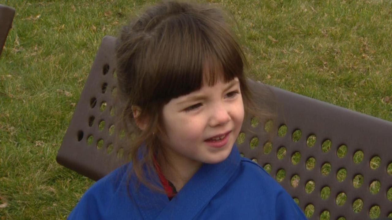 Athlete of the Week: Nadia Wallace - YouTube