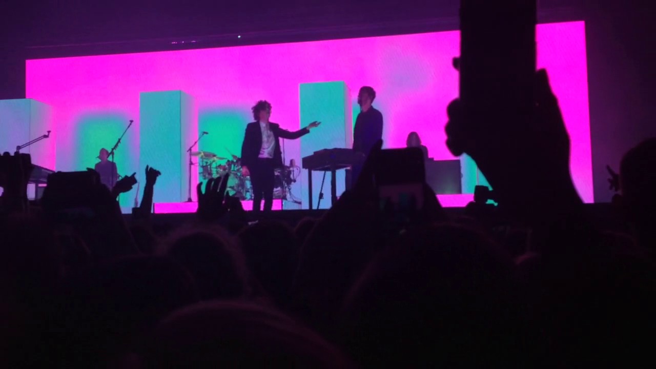 The 1975-A Change Of Heart 13/12/16 - YouTube