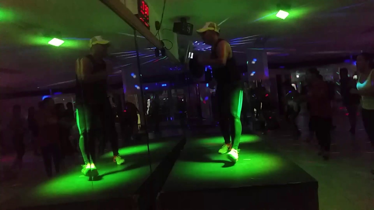 Mambo Rock "Boogalo" Zumba 2018. Clase en vivo Ft SALSA SWING Escuela ...