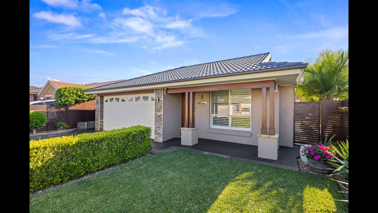 21 Talara Ave, Glenmore Park - YouTube