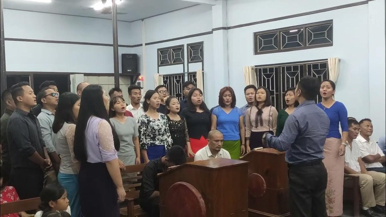 Imphal Pastor Bial choir presenting lapawl@GPC Langol - YouTube