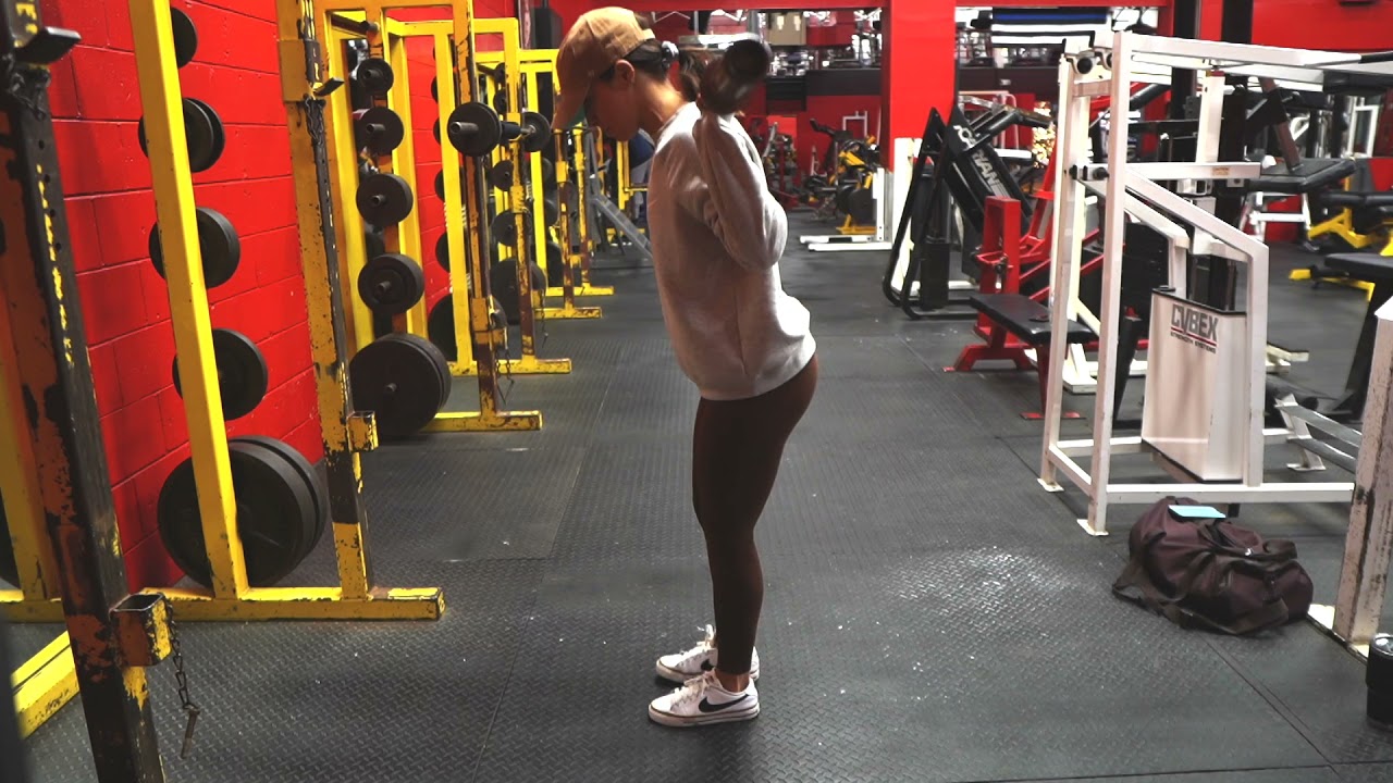 Glute Focused BB Reverse Lunge - YouTube