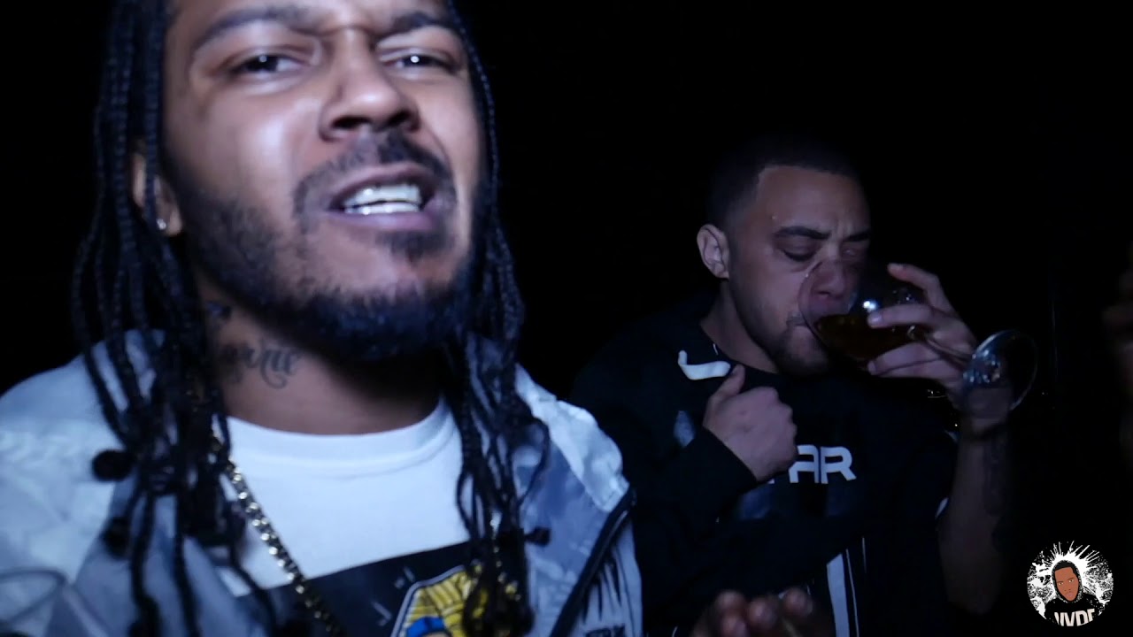 Swazzy blue ft. J Money - Geekin [Official Music Video] - YouTube