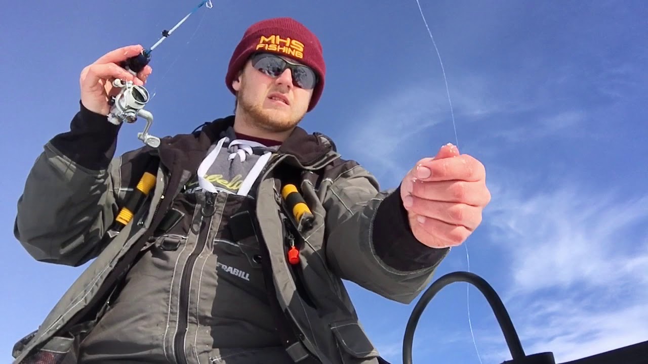 Minnesota Jumbo Perch Through The Ice !!! (plus some others) - YouTube