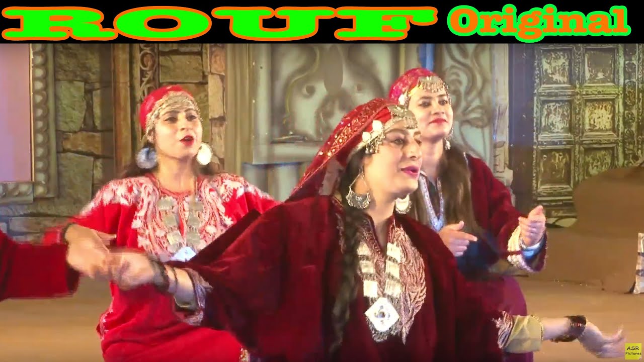 KASHMIRI ROUF - Rouf dance being performed by Kashmiri Girls at Stage ...