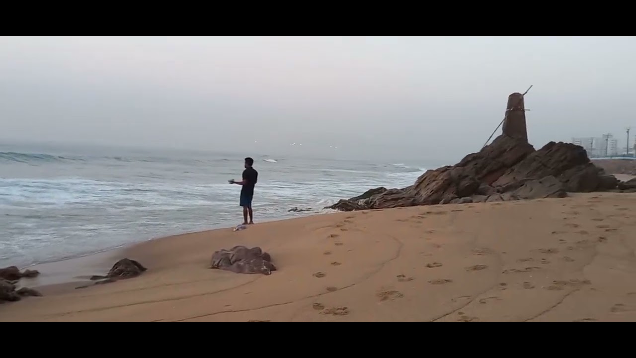 Vishakapatnam m subah subah yeh kya dekh liya ..... - YouTube