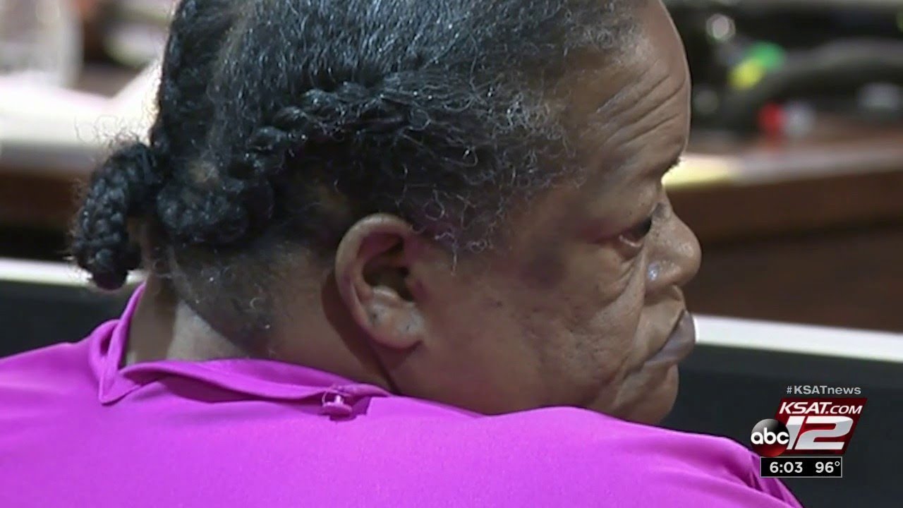 Prosecutors ask jury to believe 'living witness' - YouTube