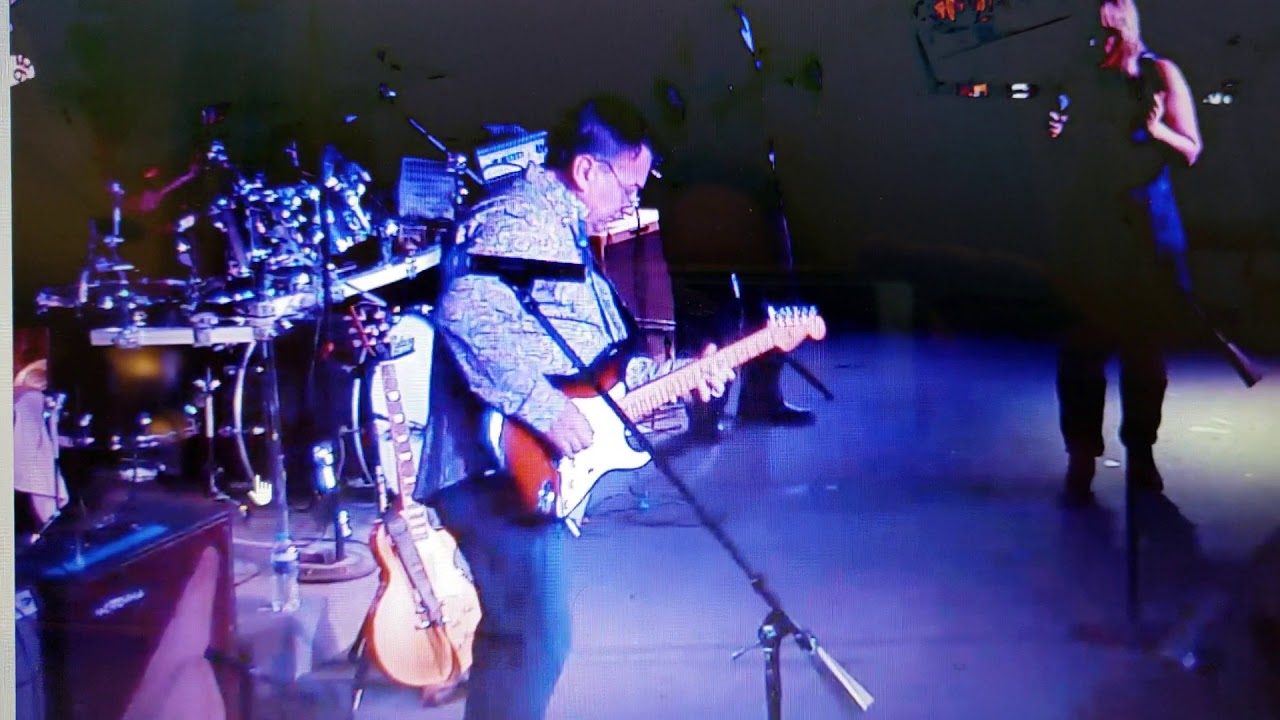 Fifty-One Lincoln w/Lori Ann & Mark Wydra performing Whole Lotta Love ...