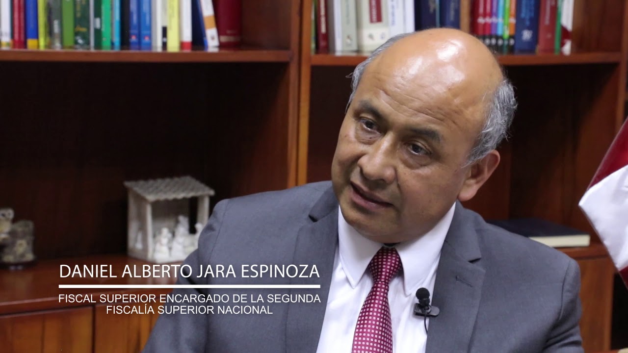 Daniel Jara es reconocido por su lucha anticorrupción - YouTube