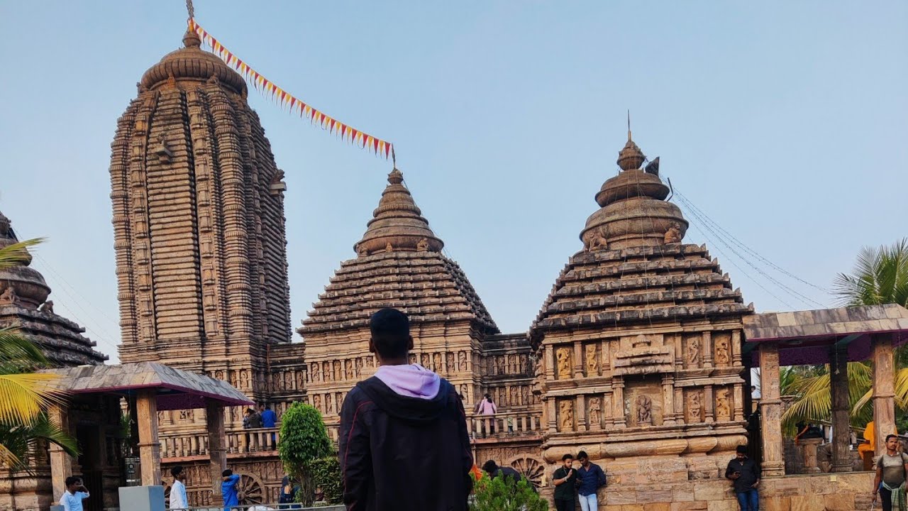EMAMI JAGANNATH TEMPLE - BALASORE - YouTube