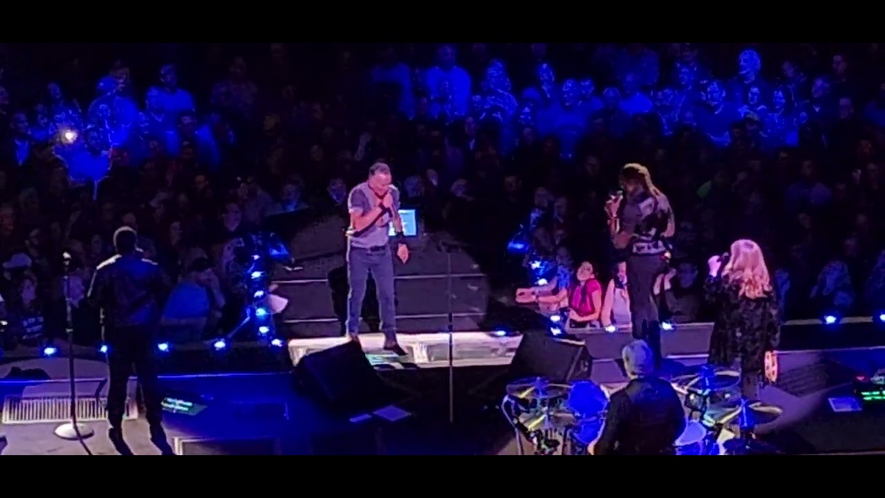 Bruce Springsteen BOK Center Tulsa, OK 2-21-23 - YouTube