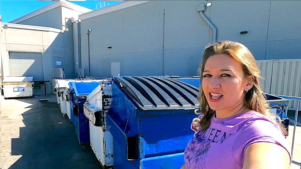 SHE LOVES DUMPSTER DIVING AT THIS STORE! - YouTube