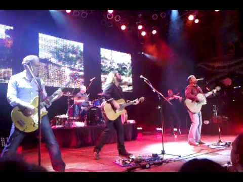 "Consequence Free" & "Mari-Mac" - Great Big Sea LIVE - YouTube