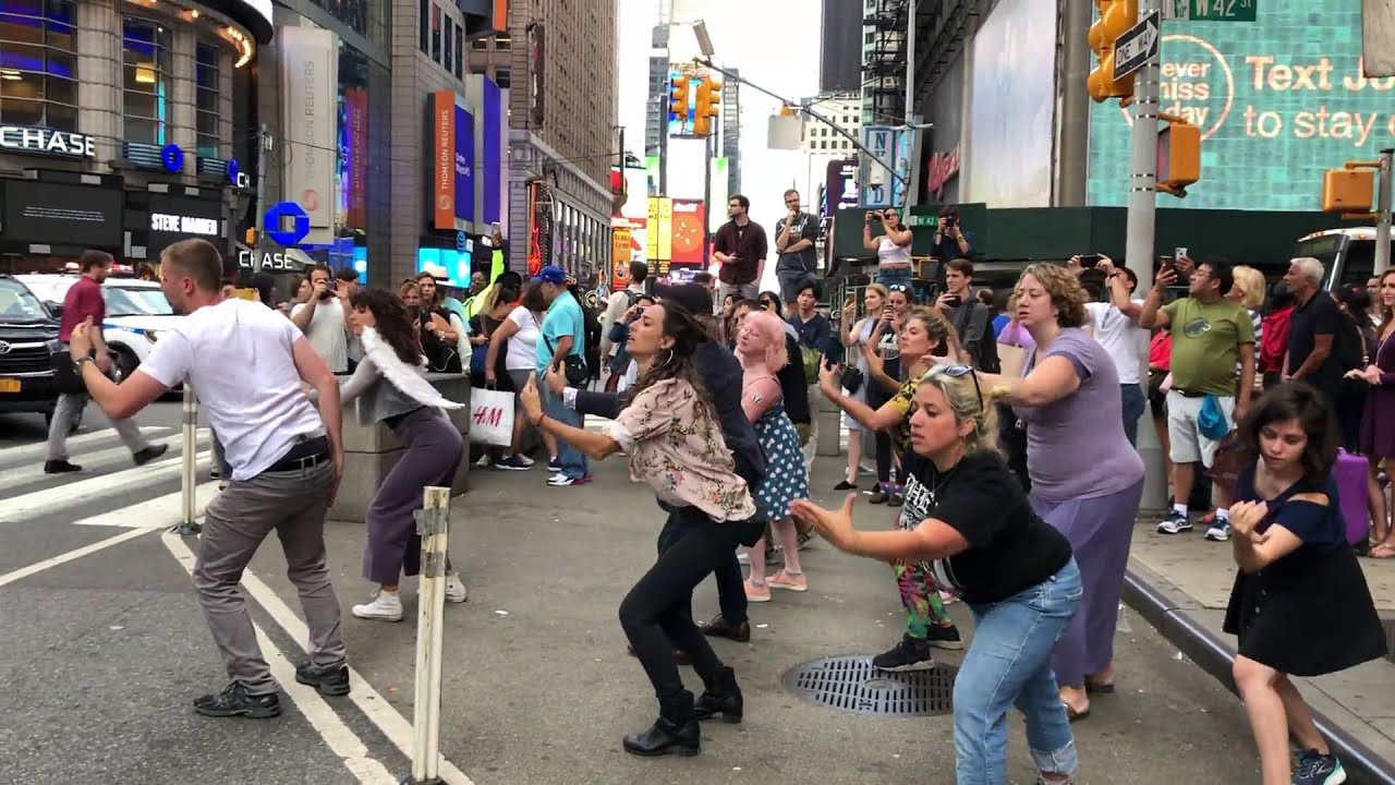 NYC Flashmob - Times Square | #SaveTheOA - YouTube