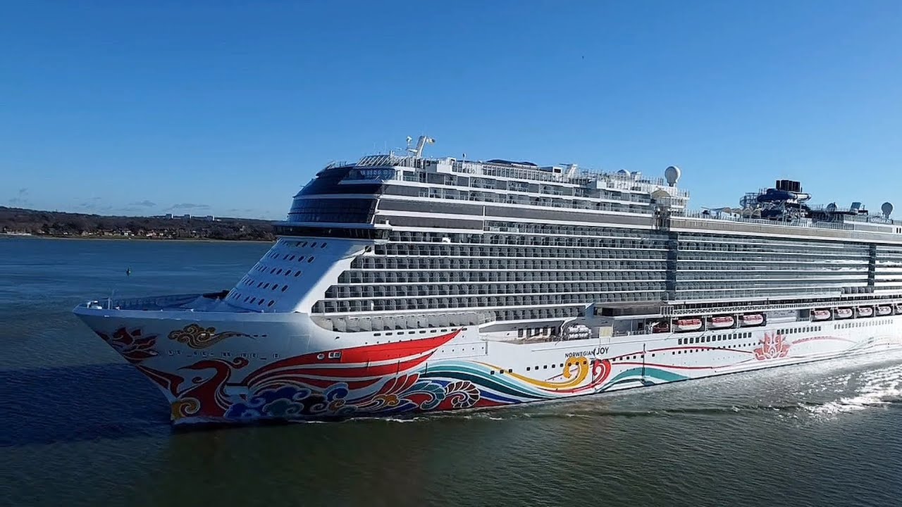 Norwegian Joy 🇧🇸 , from NCL - Norwegian Cruise Lines - YouTube