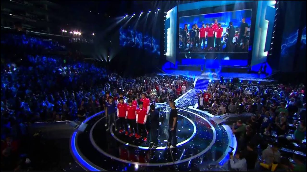 SK Telecom T1 WINS LEAGUE OF LEGENDS WORLD CHAMPIONSHIP SEASON 3 - YouTube