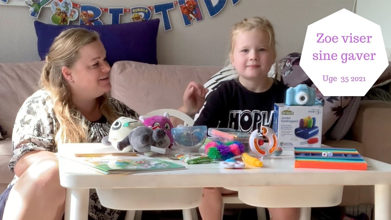 ZOE VISER SINE 6 ÅRS FØDSELSDAGS GAVER - YouTube