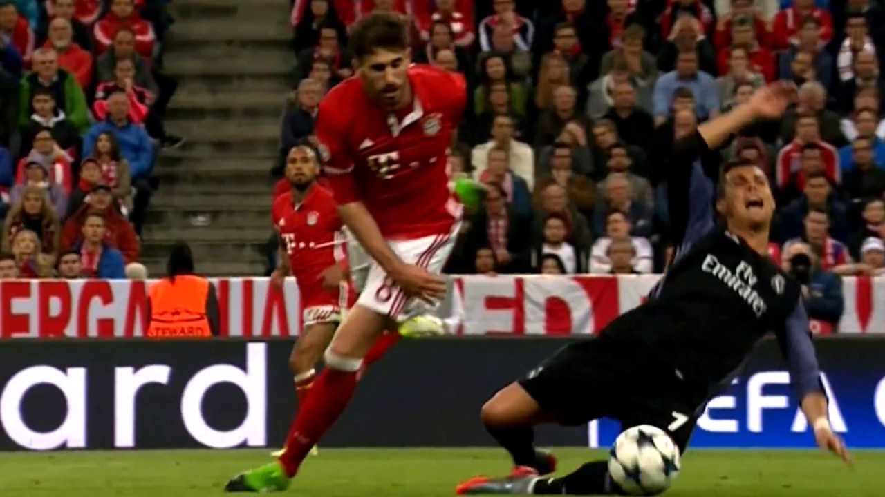 Cristiano Ronaldo vs Bayern Munich Away (12/04/2017) - English ...