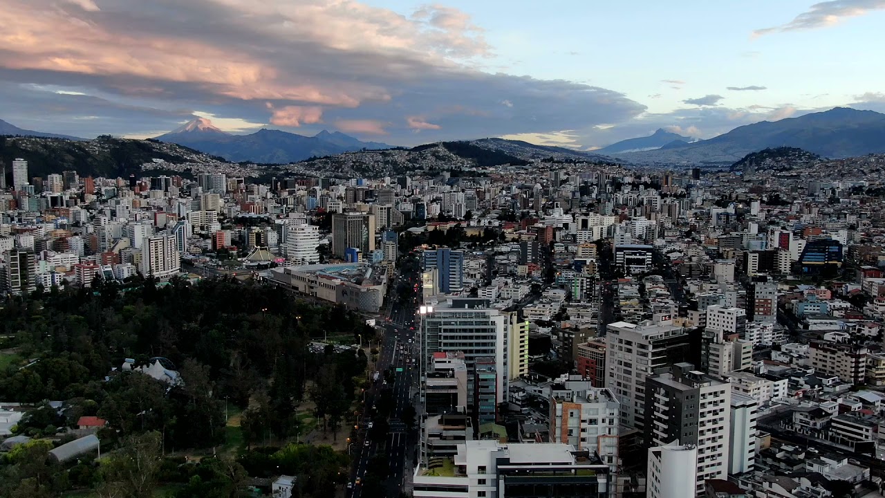 QUITO NORTE ATARDECER TIMELAPSE ECUADOR- FREE FULL HD VIDEO - DRONE ...