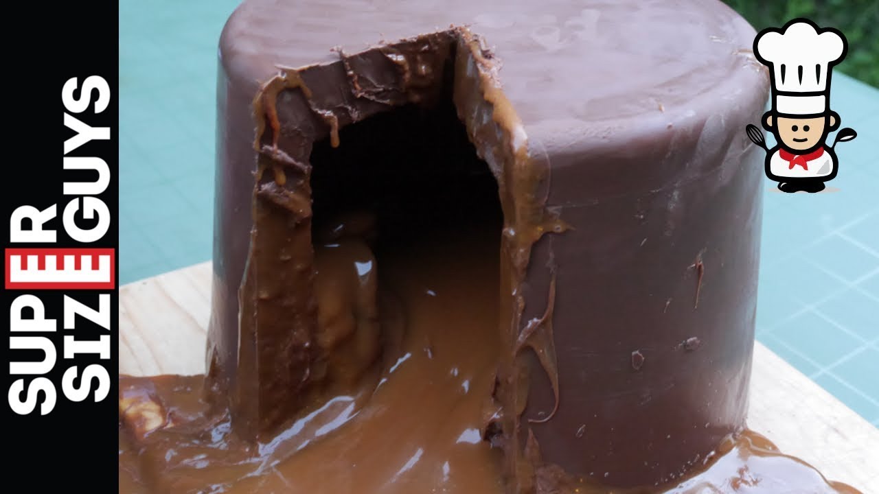 Giant Rolo | Super Size Guys - YouTube