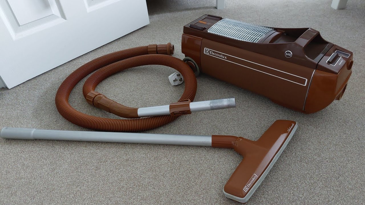 Electrolux 345 from 1984??? What!!!! - YouTube