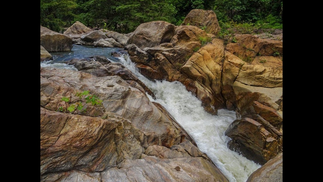 Top of Kalthota Doovili Ella | දූවිලි ඇල්ල / කල්තොට දූවිලි ඇල්ල (2014 ...