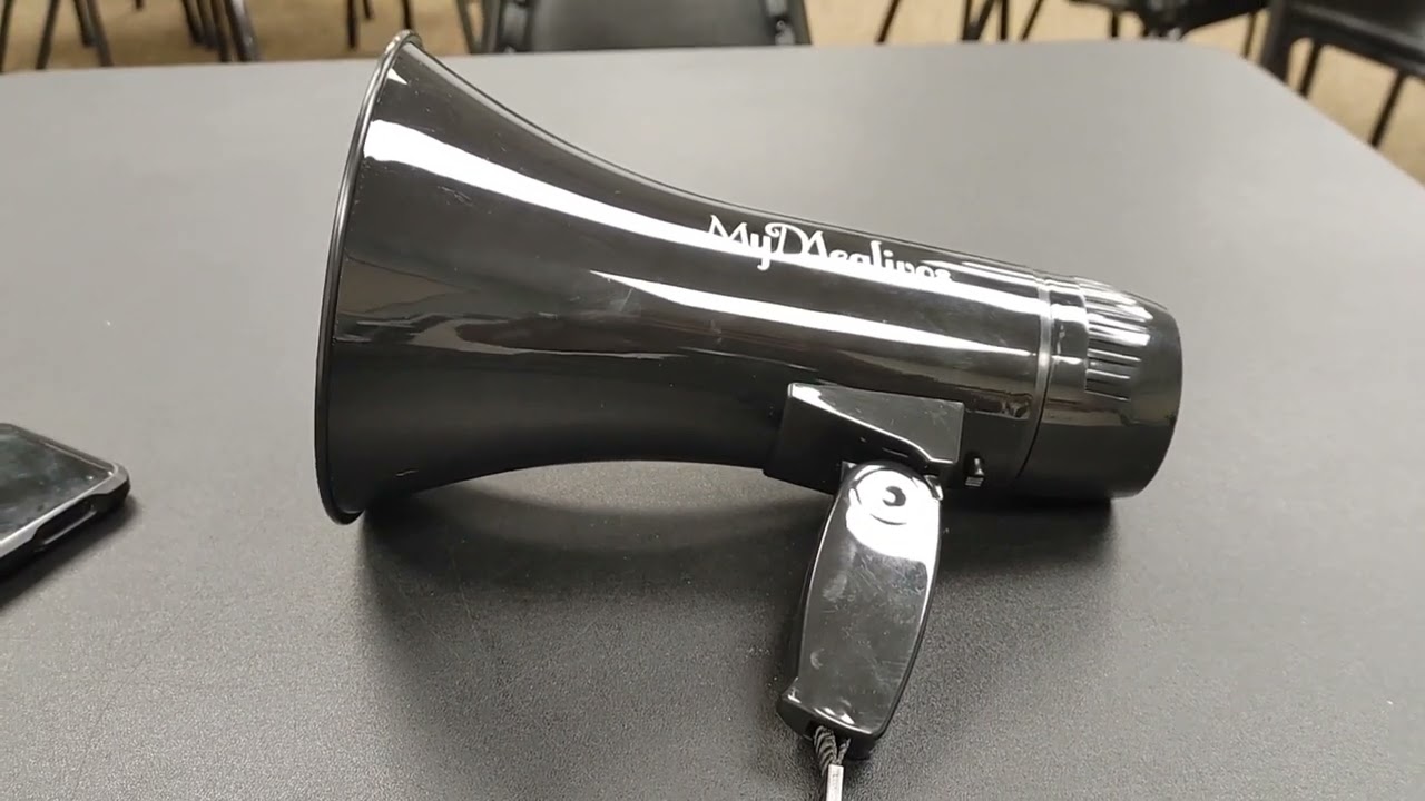 LOUD SPEAKER FOR SECURITY OFFICERS - YouTube