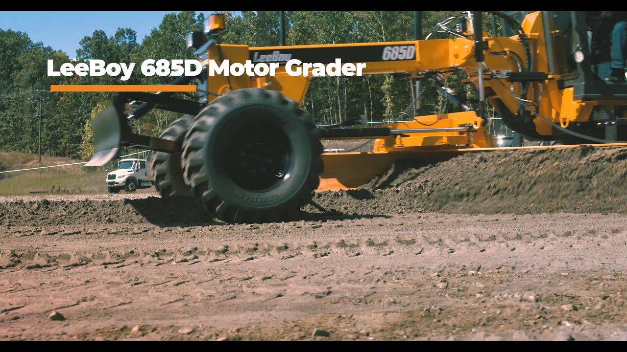 LeeBoy 685D Motor Grader Offers Compact Versatility on Jobsites - YouTube