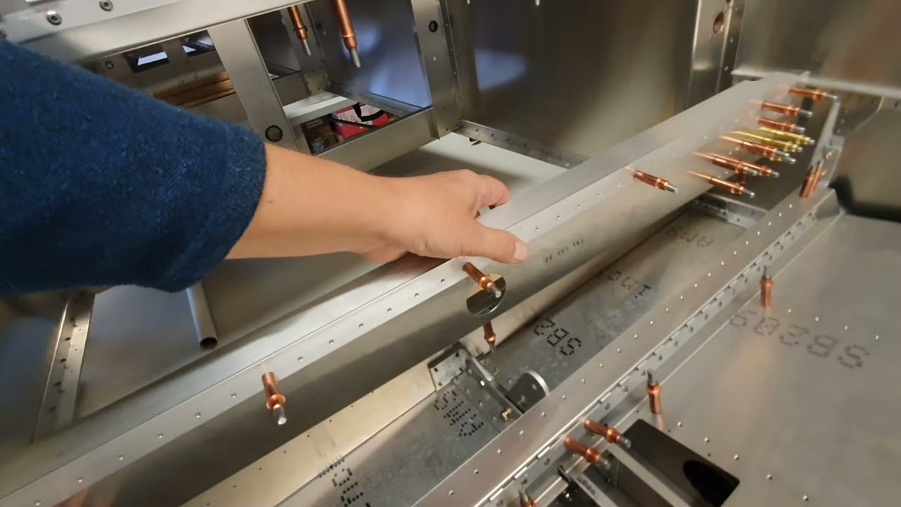 Gavin's Sonex B Part 36 - 'Rear Spar Carry Through' assembly - YouTube