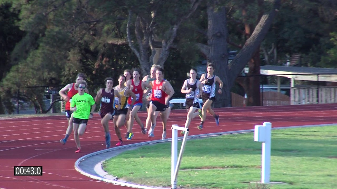 2019 Box Hill Classic: 800m Men D race - YouTube