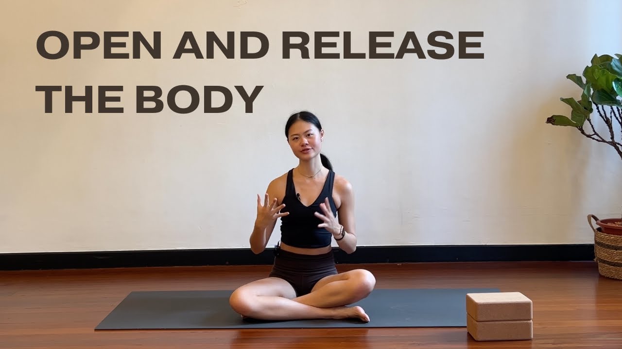 12 Min Morning Yoga Flow | Open and Release - YouTube
