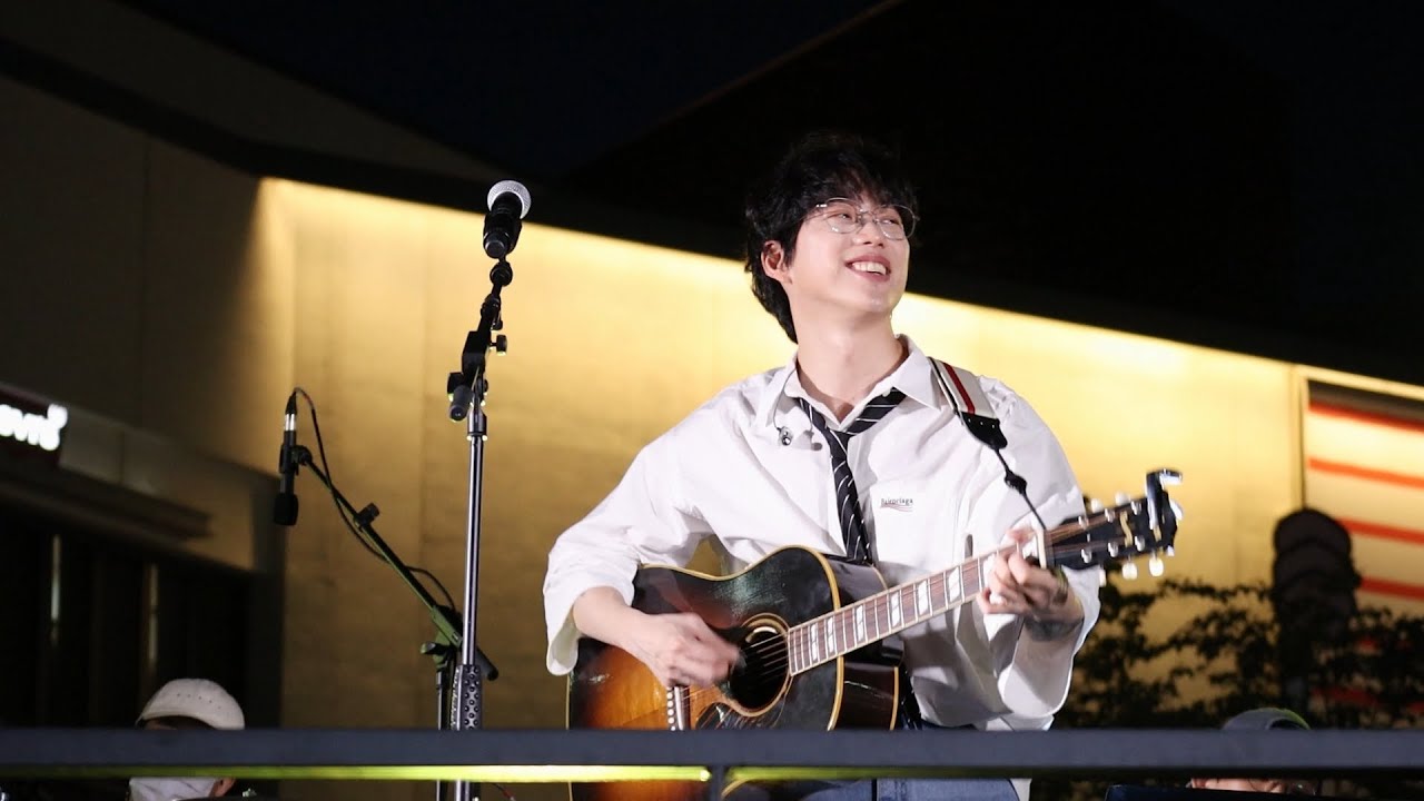 10CM - Perfect + 아메리카노 🎸22.08.28 10CM 스페셜 콘서트@김포현대아울렛 - YouTube