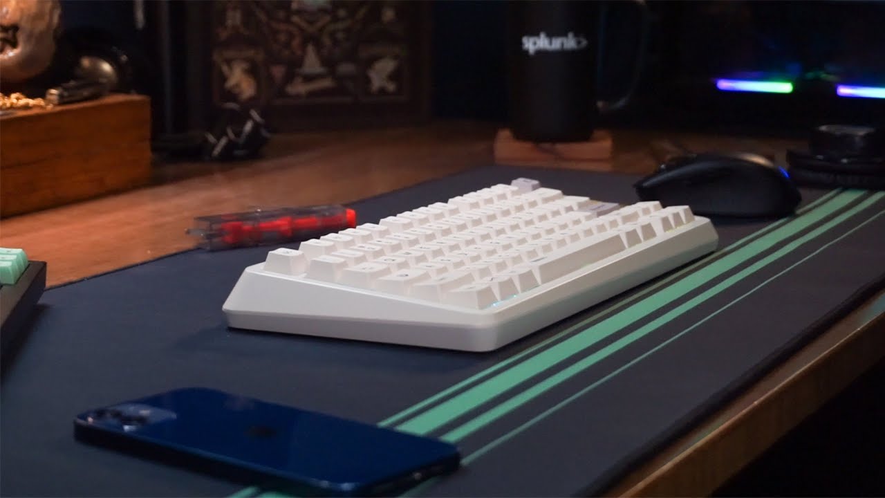 MOBIUS 78 - The Keyboard Controlled by the Force - YouTube