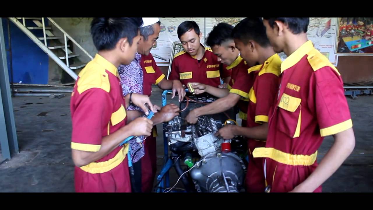 Dokumentasi SMK T 1 Yaspida Part 2 HD - YouTube