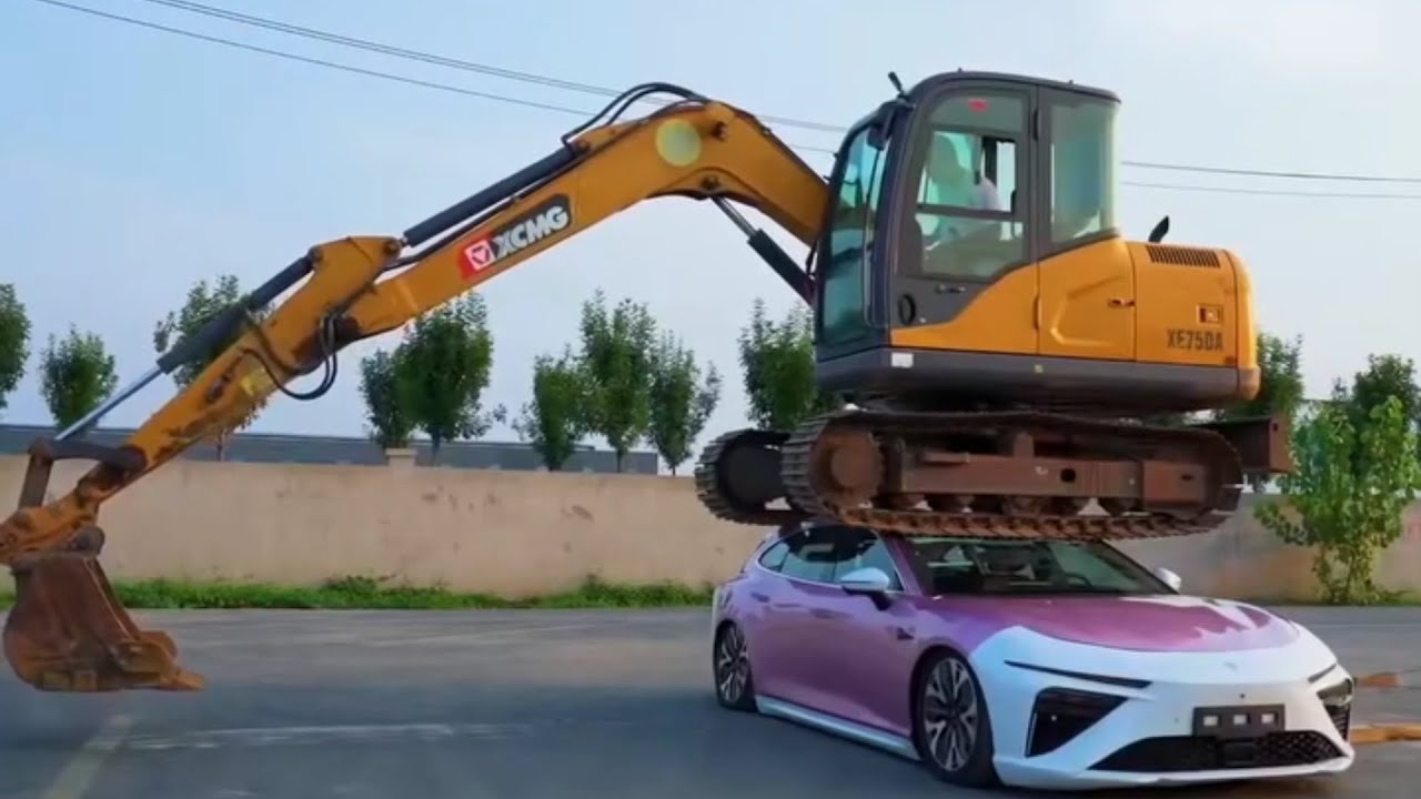 The Chinese Car Craziest Crash Tests - YouTube
