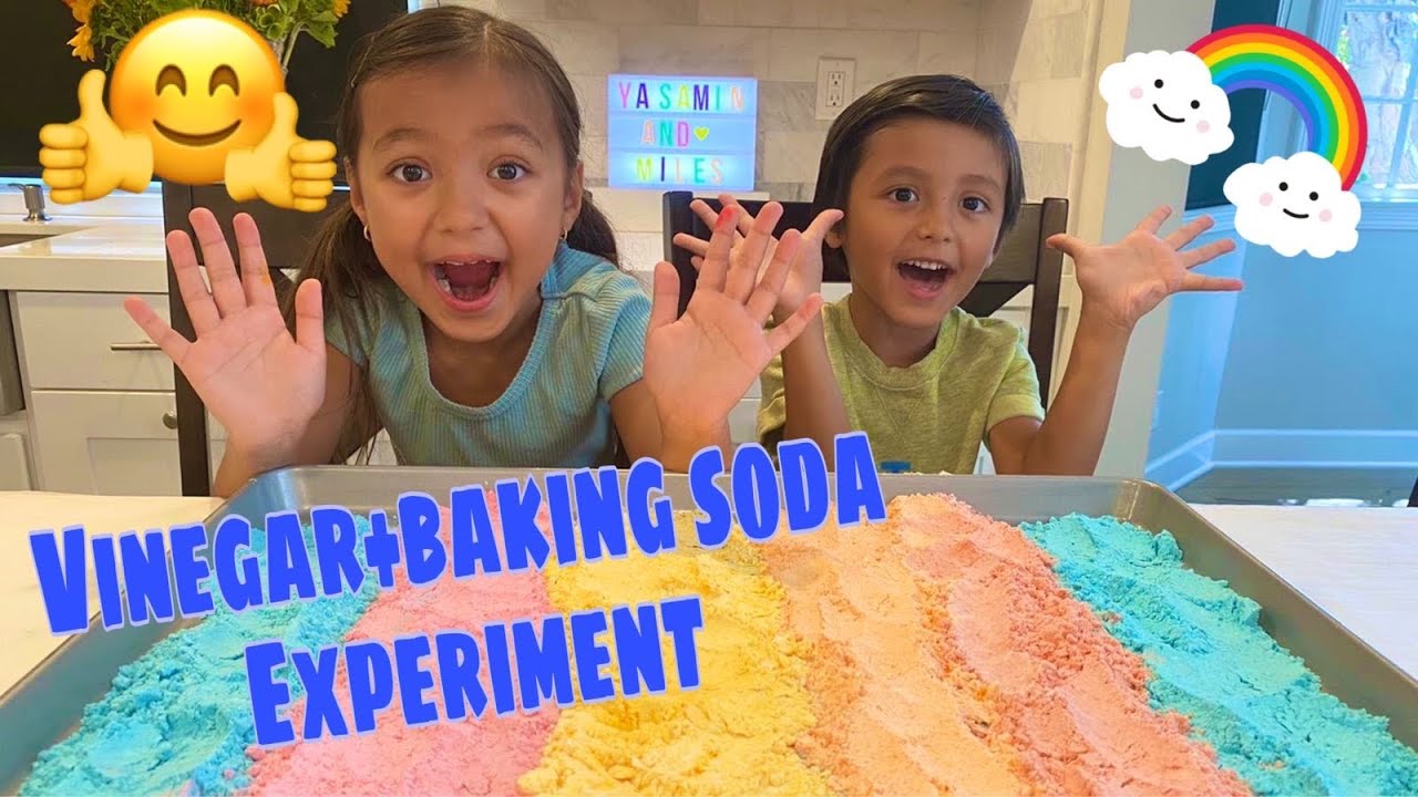 RAINBOW BAKING SODA AND VINEGAR EXPERIMENT - YouTube