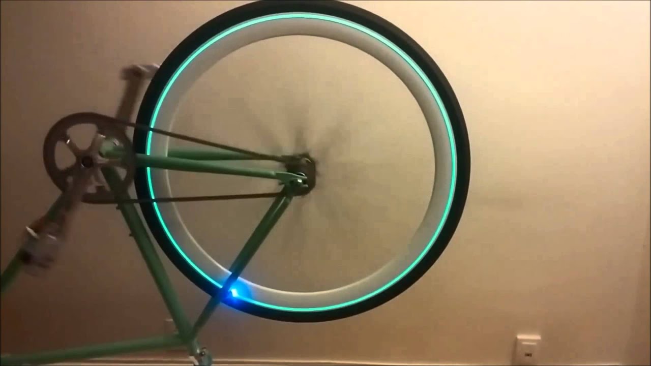 Présentation du produit D-Lights Bike - YouTube