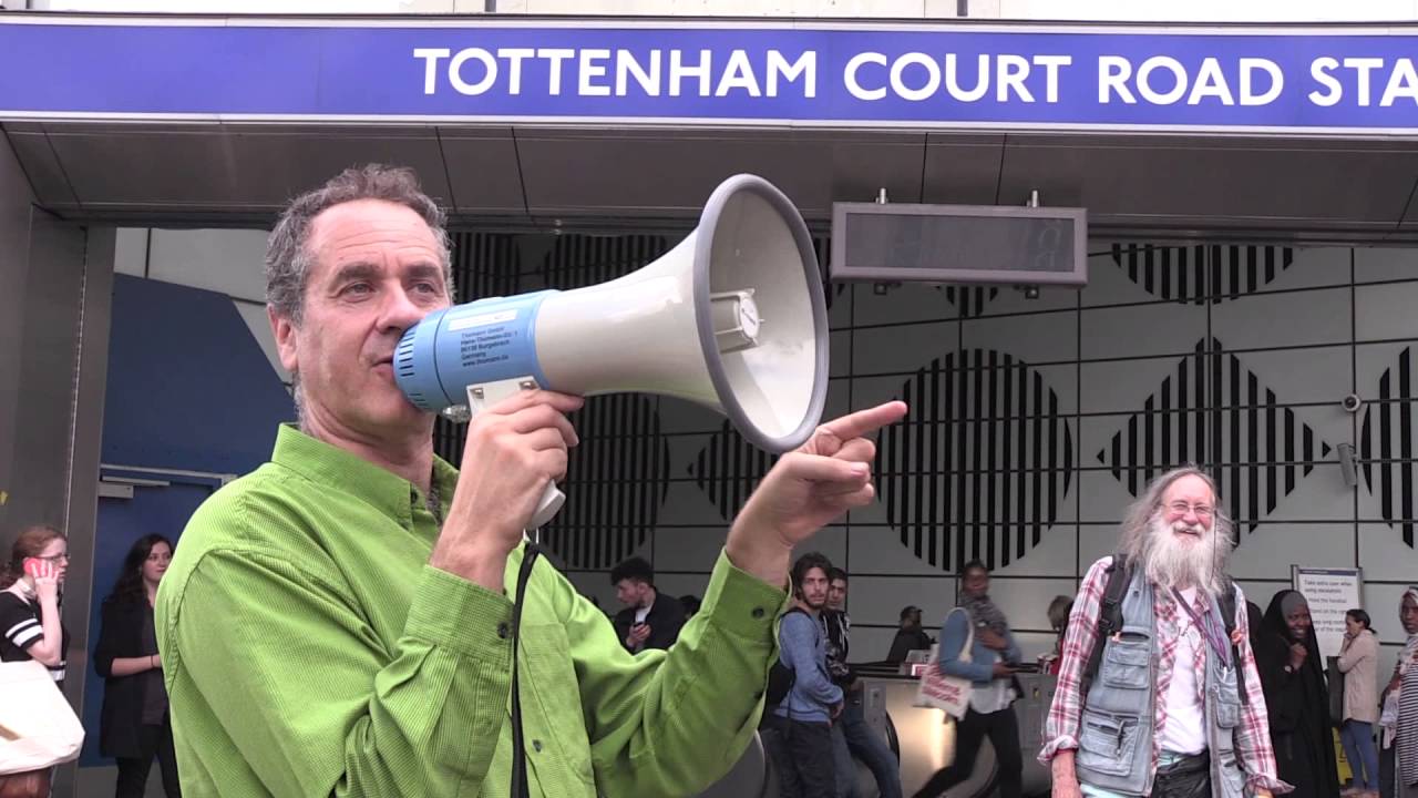 Danny Shine talks about brexit at Tottenham Court Road - YouTube