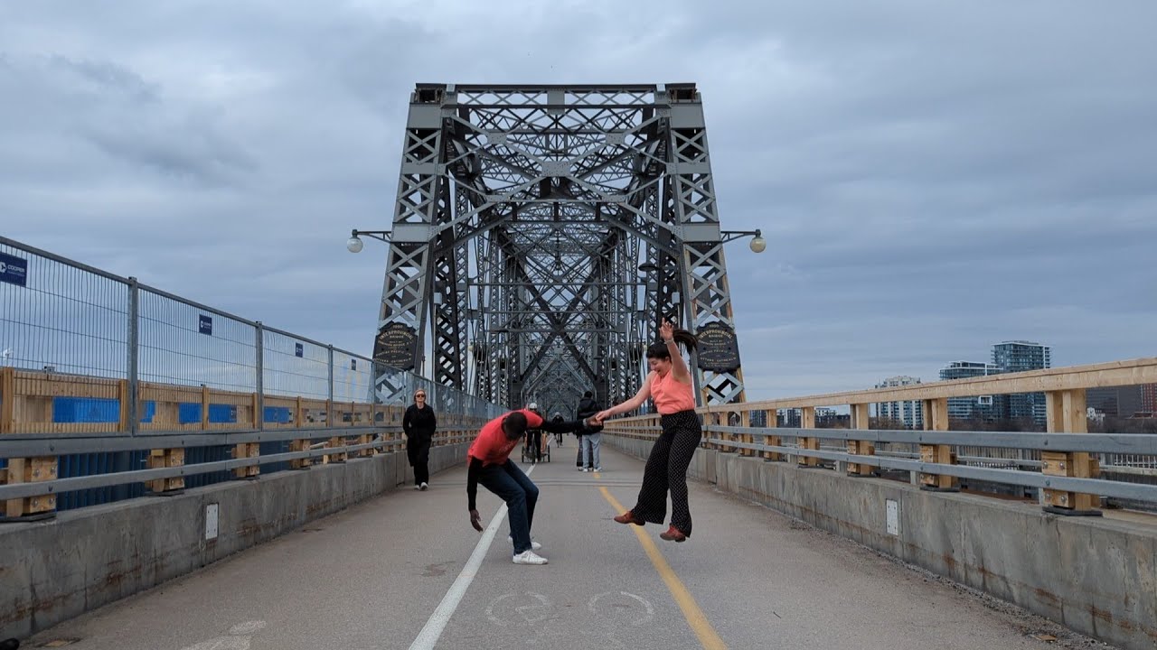 Day 59/110 - #swingoutforfrankie110 - Swingouts on Alexandra Bridge ...