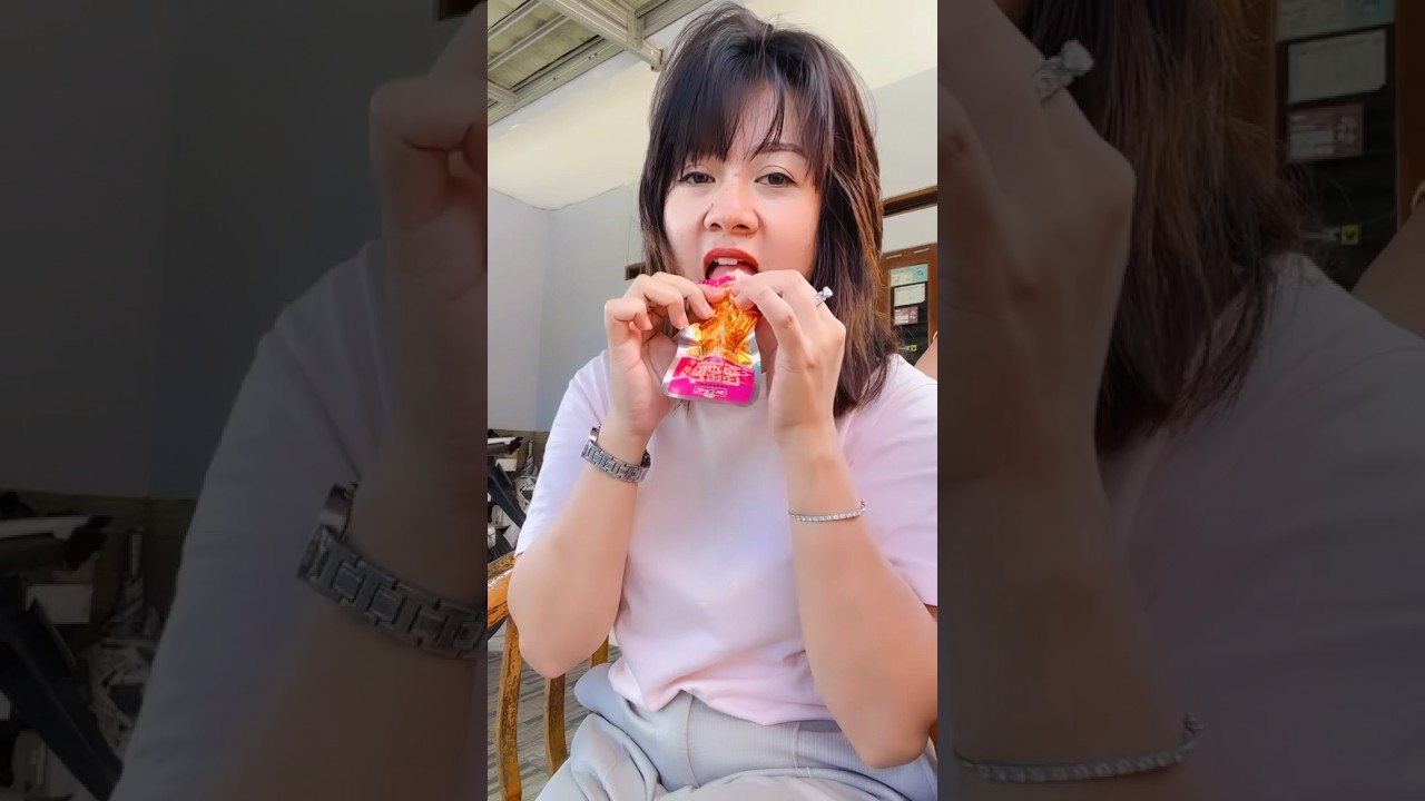 Riview Bakso Ikan Instant Jajanan China - YouTube