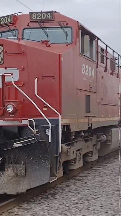 A VELOCIDAD 🤯Q596-09 KCS 4796 CP 8863 KCS 4149 CP 7045 CP 8204 (hice mucho zoom) #cpkc #train ...